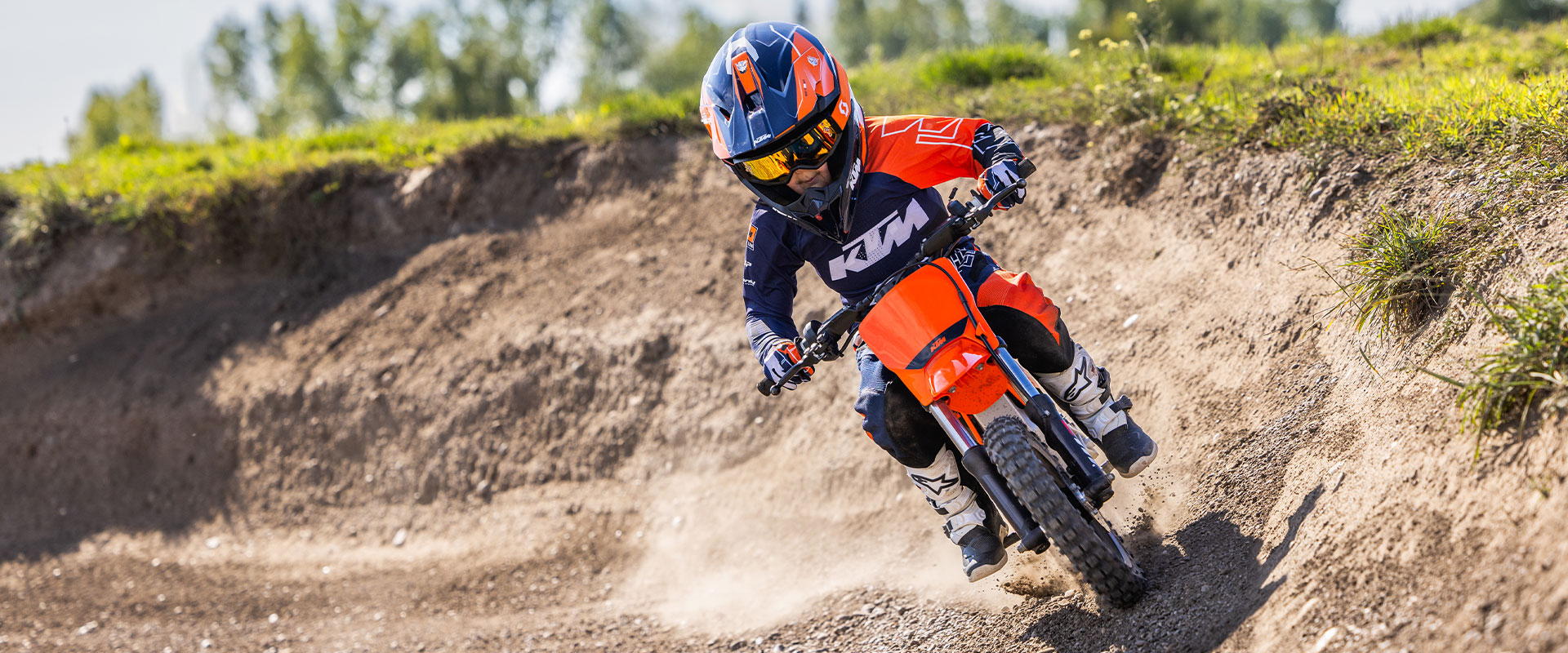 2025 KTM SX-E 2 - BRIDGE CIRCUIT | KTM United States