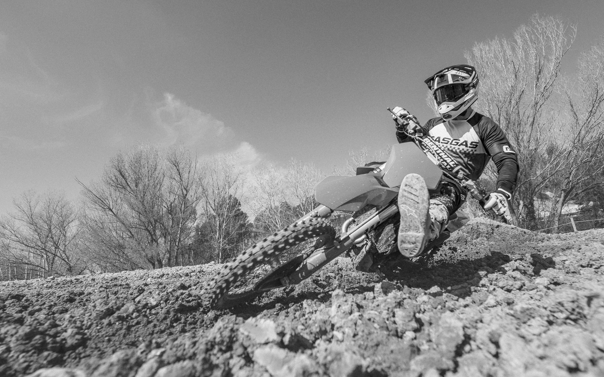 MC 250F 2027 - Our high-revving racer! | GASGAS United States